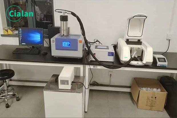 FTIR Machine